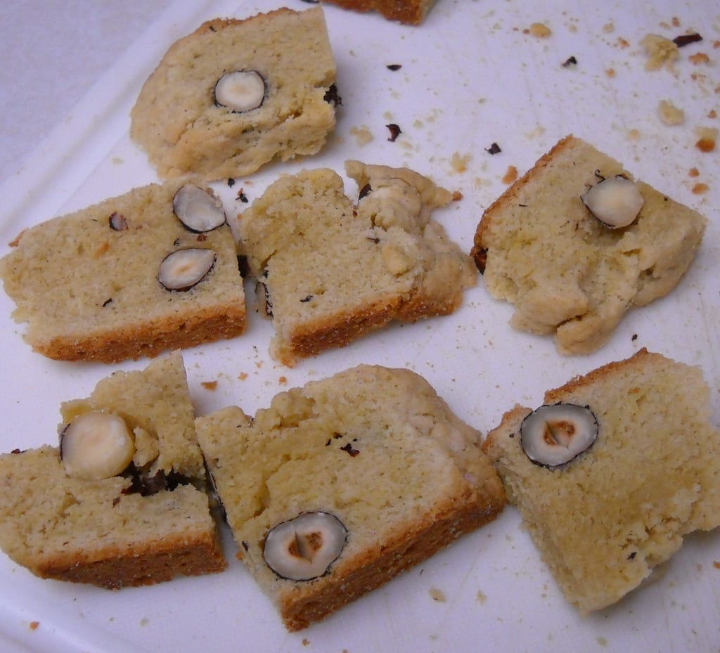 Anise and Hazelnut Biscotti Bit(e)s